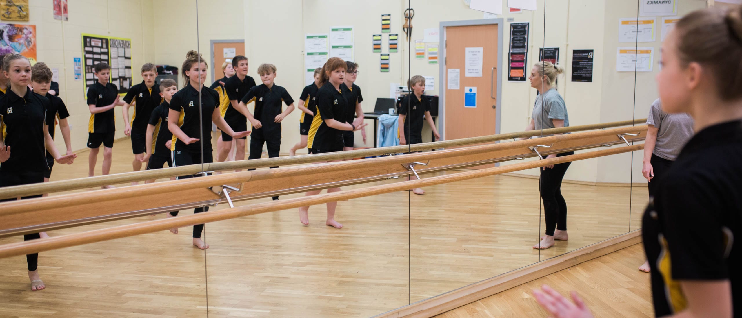 The Centre for Advanced Training in Dance leads a workshop for our ...