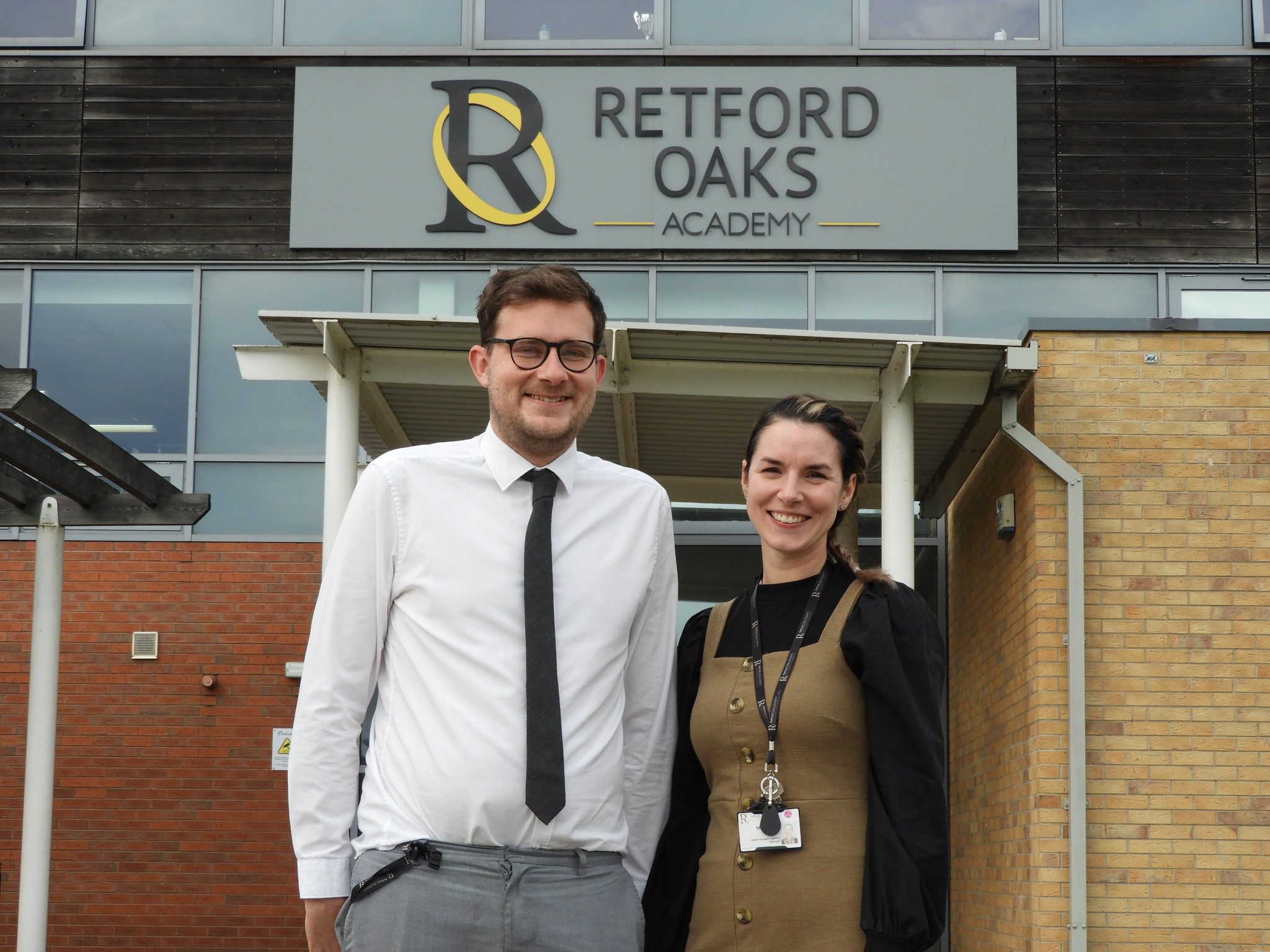 Teachers to run London Marathon for Young Lives vs Cancer - Retford ...