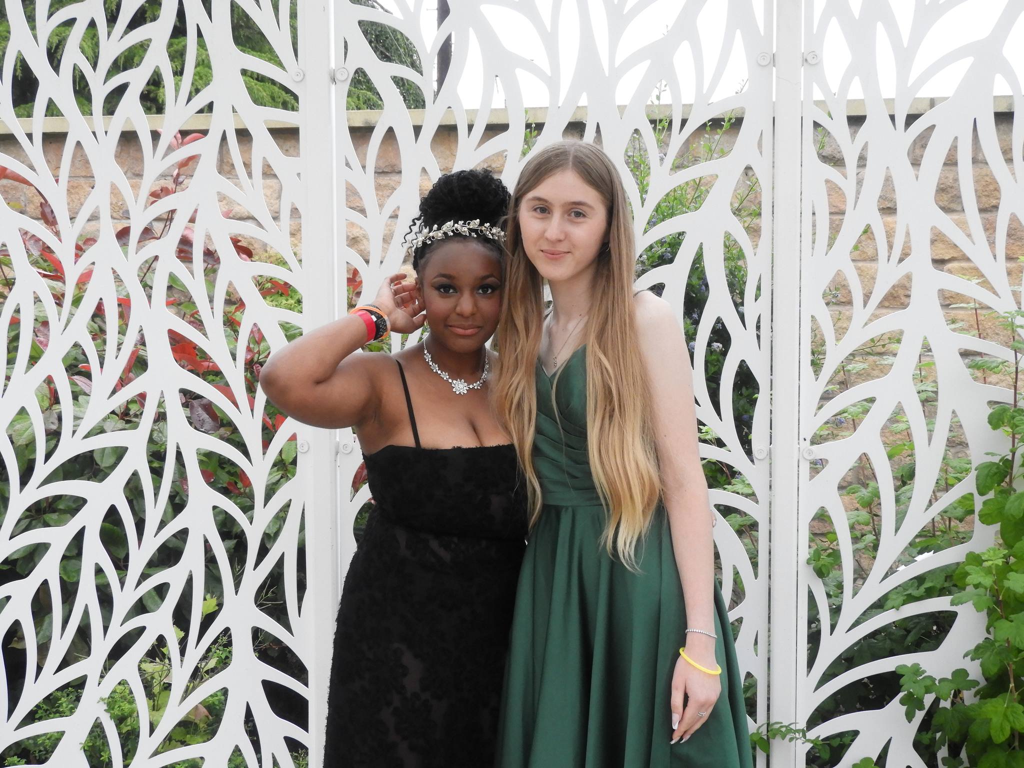 Prom 2024 is an enchanting night - Retford Oaks Academy