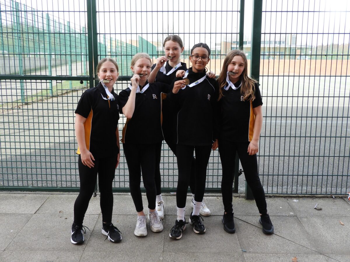 Year 7 girls athletics team win GOLD - Retford Oaks Academy